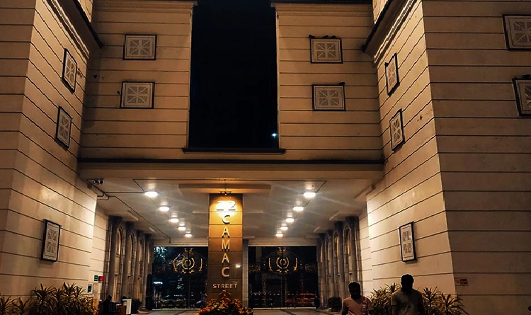 Top 20 Places for Street Food in Kolkata