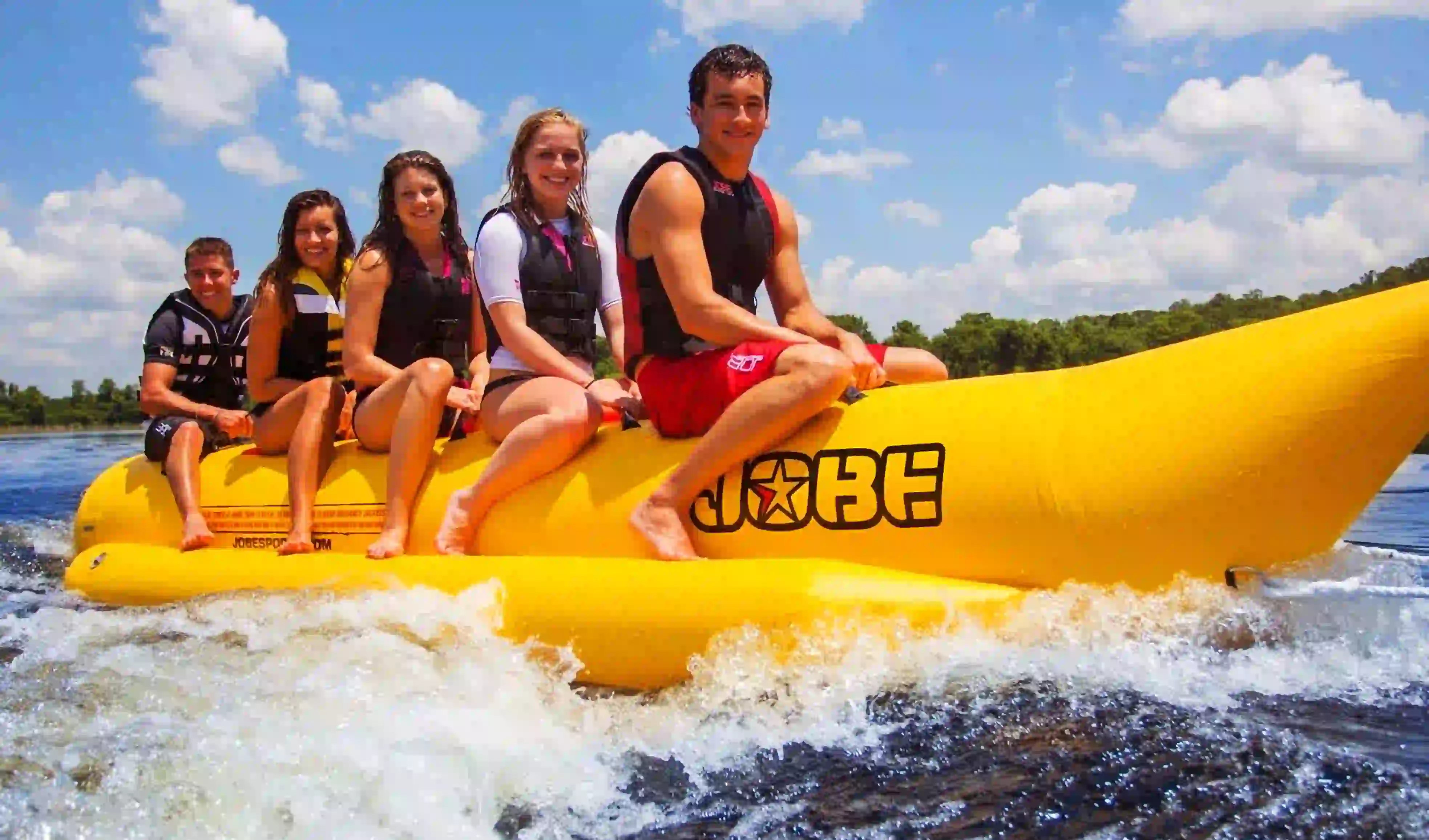 Banana Ride in Tehri Lake near Rishikesh - Today’s offer Rs.500 ( 17 % off)